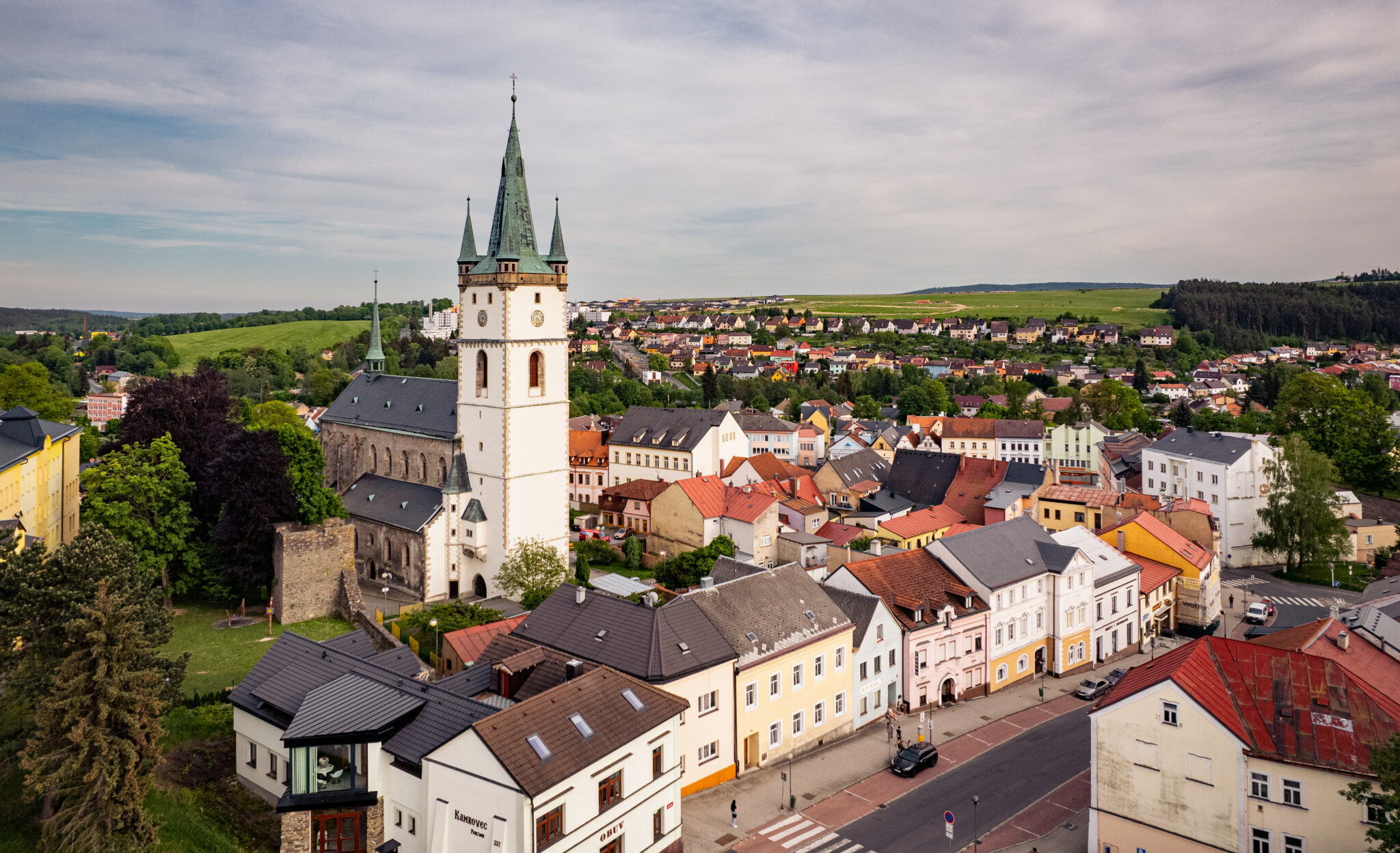 Kostel Nanebevzetí Panny Marie – Tachovský zámek